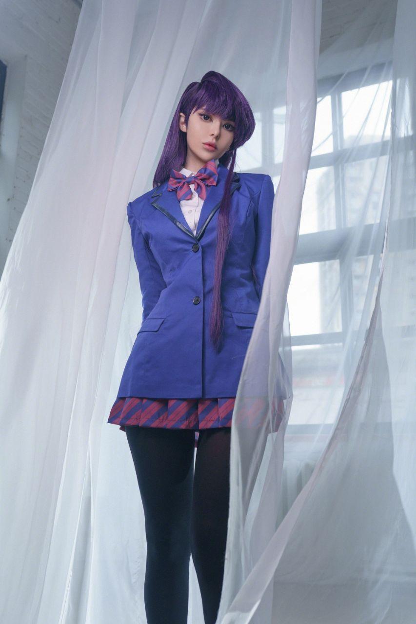 Ce cosplayer de Komi-san va voler votre cœur - Funeral For A Manga