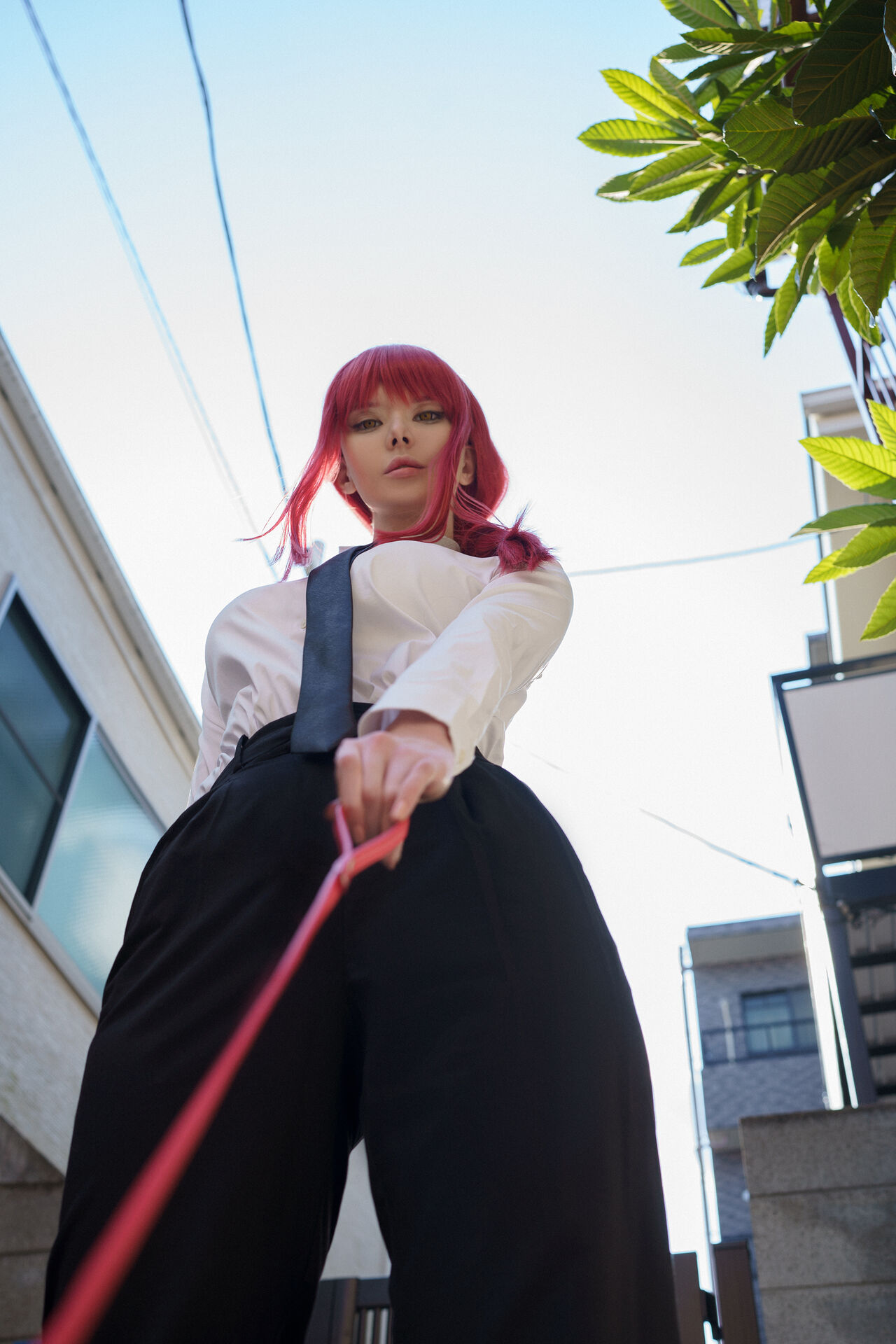 Ce cosplayer de Makima va vous faire halluciner - Funeral For A Manga