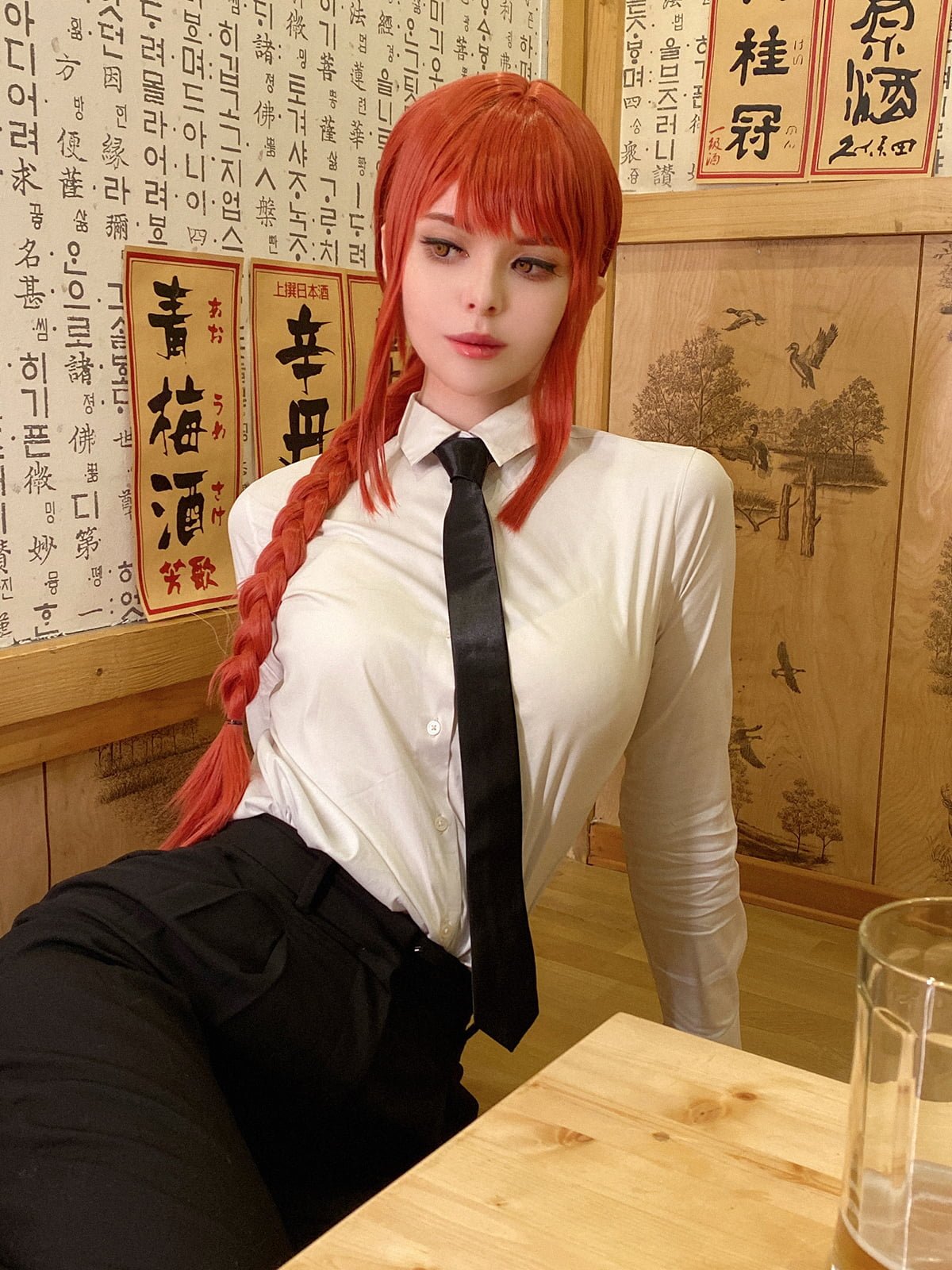 Ce cosplayer de Makima va vous faire halluciner - Funeral For A Manga