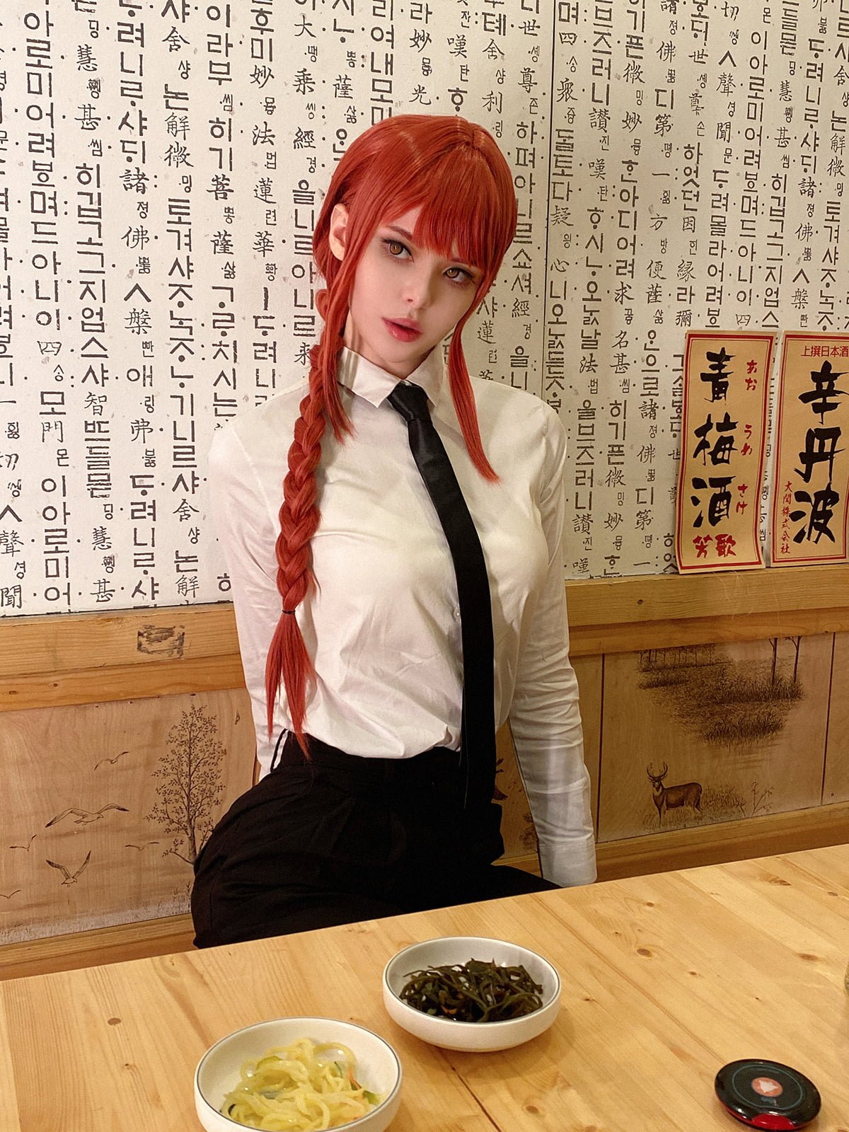 Ce cosplayer de Makima va vous faire halluciner - Funeral For A Manga